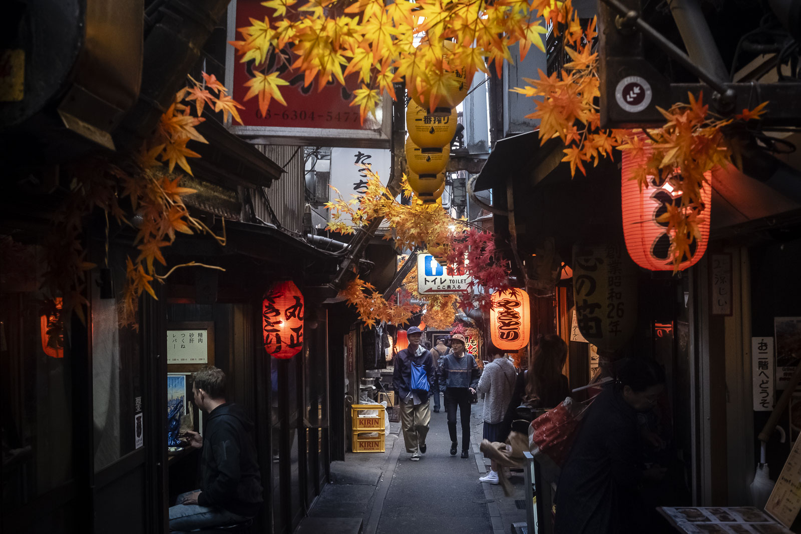Yokocho - Por Becos e Ruelas - Joao Maia Fotografia